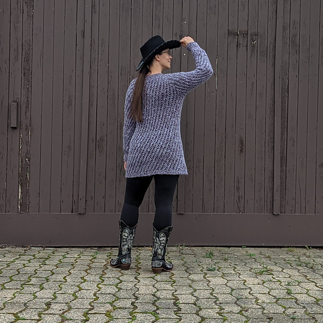 Ravelry: Holey Snuggle pattern by JAna Zett