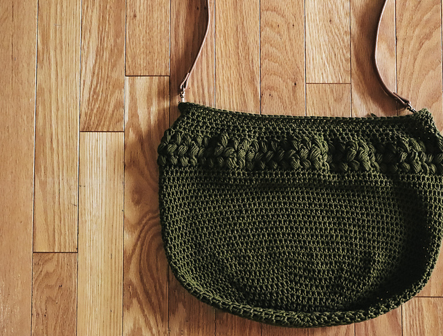 Ravelry: Braided Shoulder Bag pattern by Jessica Bisson