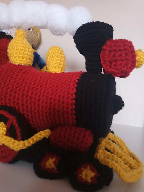 Ravelry: Jupiter Class Steam Train pattern by JBarkerStargazer