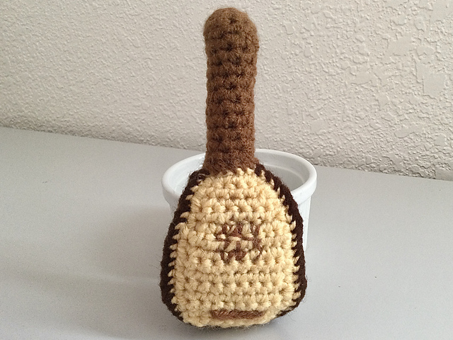 Ravelry: Lute Instrument pattern by Jennie Faith