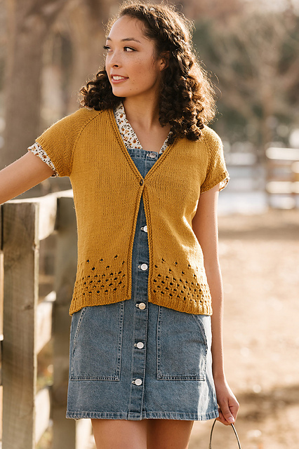 Ravelry: Gilt Lace Cardigan pattern by Susanna IC
