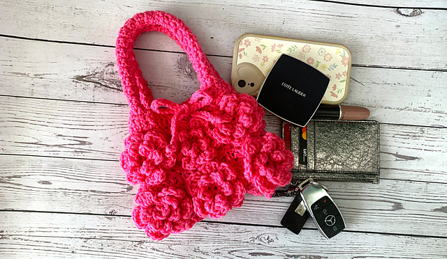 Ravelry: Rose Purse pattern by JTcreations