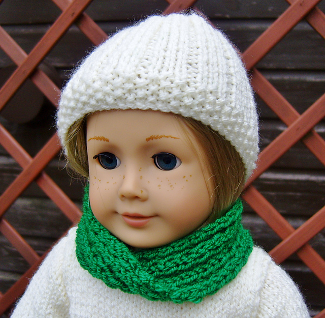 Ravelry: Doll Cowl pattern by Jacqueline Gibb
