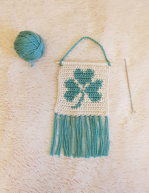 Ravelry: Shamrock Wall Hanging pattern by Jack's Yarn- Sam