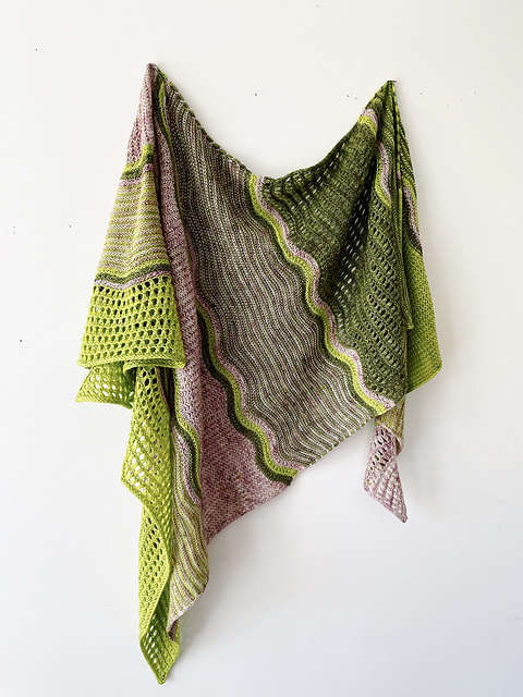 Ravelry: Colour Drift pattern by Jacqui Verbeek