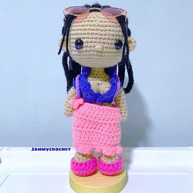 Ravelry: Nico Robin (One Piece) pattern by Amelia Kow