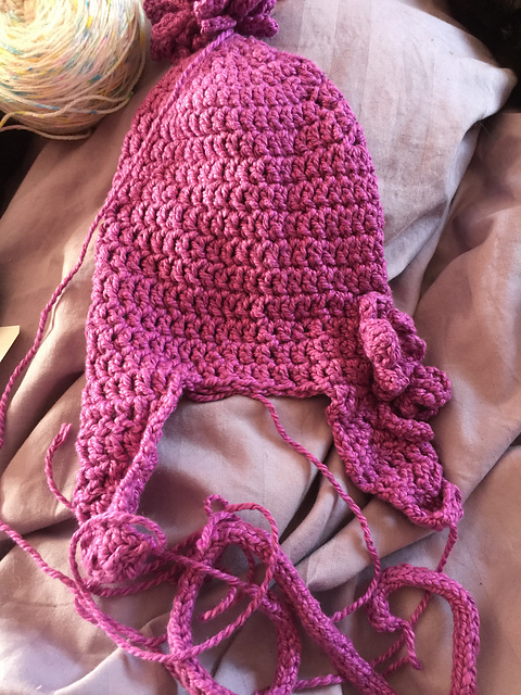 Ravelry: Winter Baby Hats pattern by Amanda Bryant