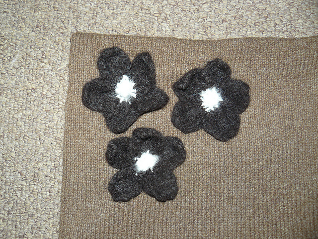 Ravelry: Nita's Flower pattern by Nita Brainard