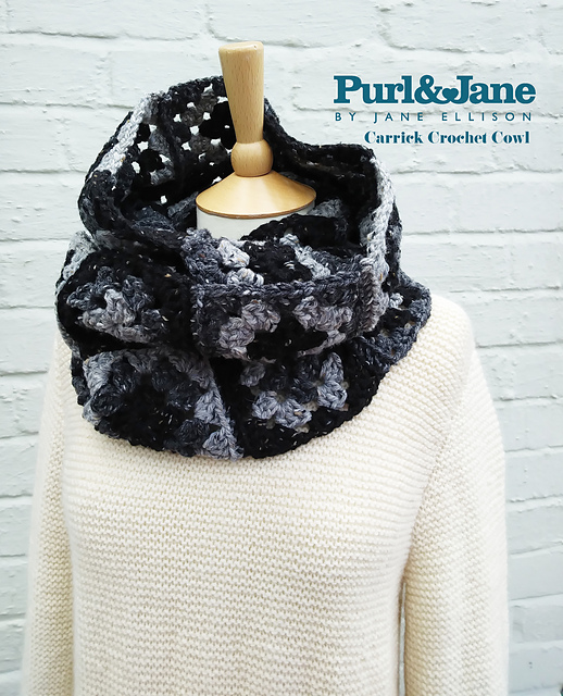 Ravelry: Carrick Cowl pattern by Jane Ellison