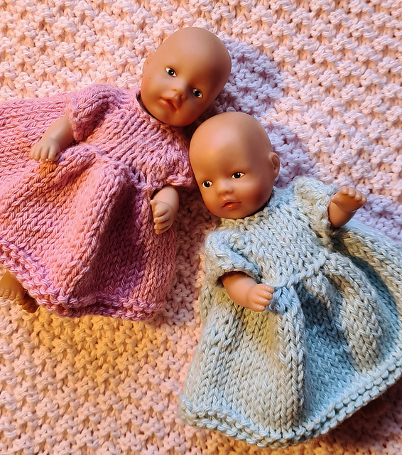 Ravelry: 11cm Baby Doll Dress pattern by Jane Terzza