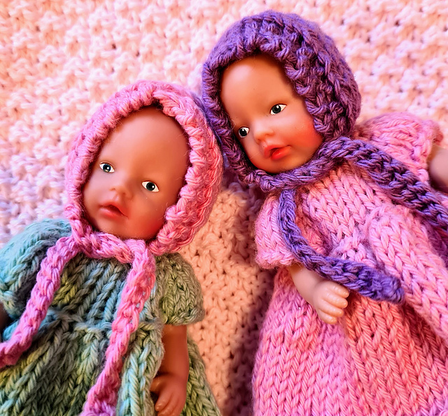Ravelry: 11cm Baby Doll Bonnet pattern by Jane Terzza