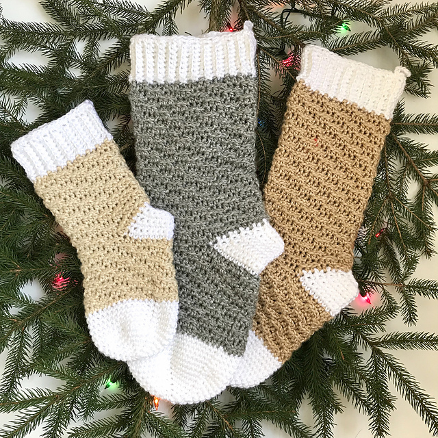 Ravelry: Winding Ridges Stocking pattern by Janet Pippin