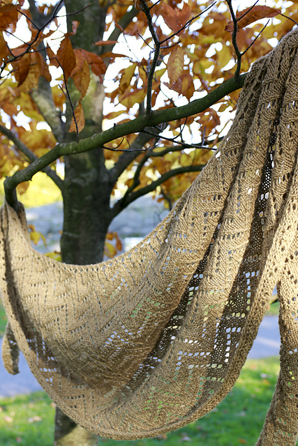 Ravelry: Soft Autumn pattern by Janina Kallio