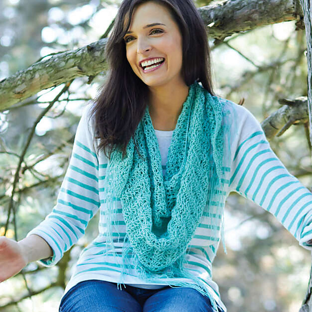 Ravelry: Little Arrows Shawl pattern by Bernat Design Studio