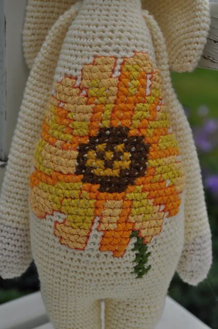 Ravelry: JannieFriis' Rita rabbit