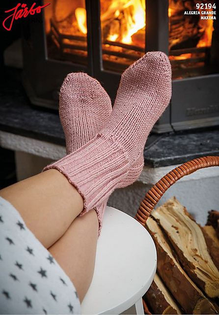 Ravelry: 92194. KLASSISKA RAGGSOCKOR pattern by Järbo
