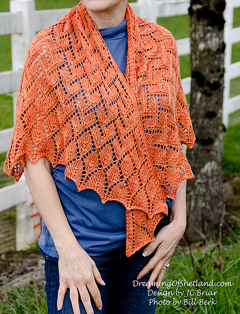 Ravelry: Daphne pattern by JC Briar