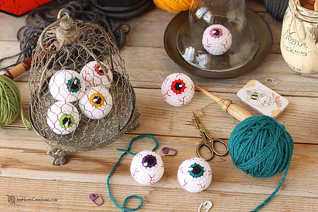 Ravelry: Small Eyeball pattern by Jen Hayes