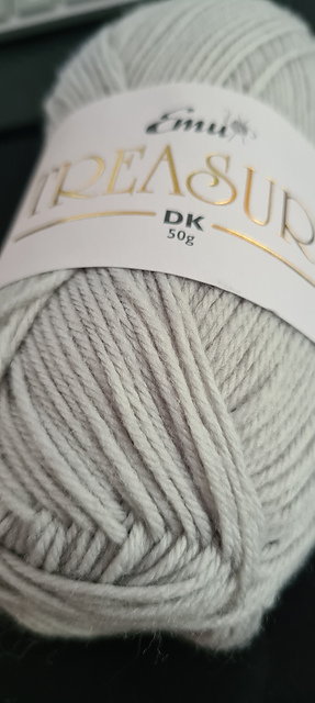 Ravelry: Emu Treasure DK