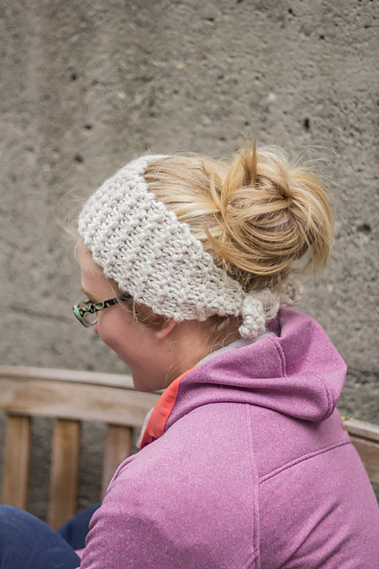 Ravelry: Shaped Garter Bulky Headband pattern by Jenise Hope