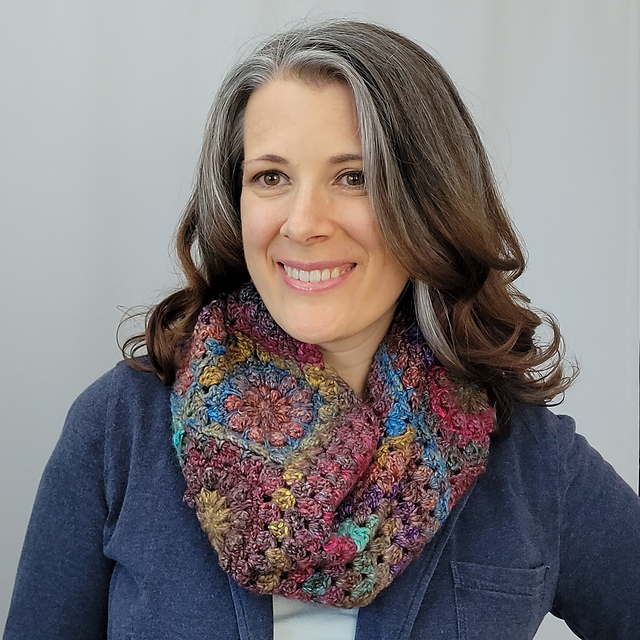 Ravelry: Painter's Garden Cowl pattern by Jennifer Olivarez