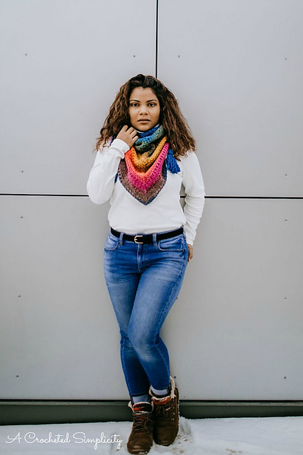 Ravelry: Chimera Triangular Scarf pattern by Jennifer Renaud