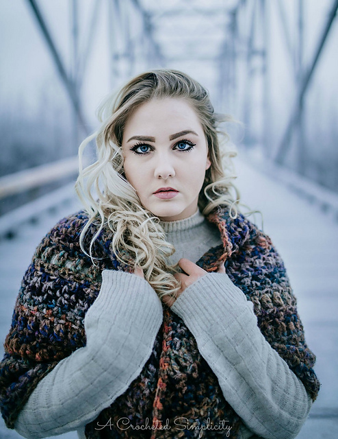 Ravelry: Dahlia Shawl pattern by Jennifer Renaud