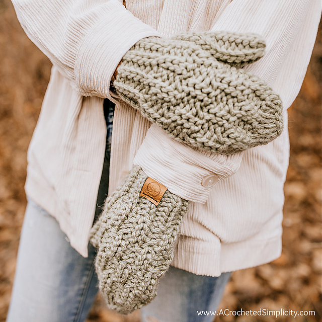 Ravelry: Frosty Air Mittens pattern by Jennifer Renaud