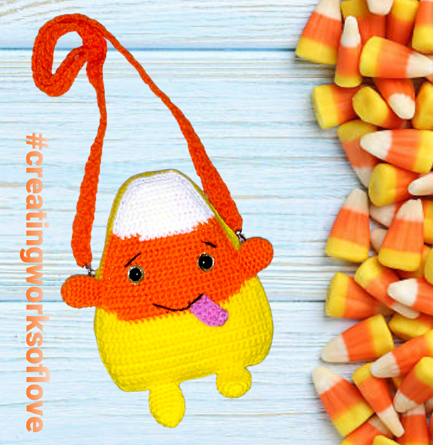 Ravelry: Candy Corn Purse pattern by Jennifer MacEwen