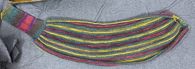 Ravelry: JessicaJean's Stripey Wager Welt Wrap