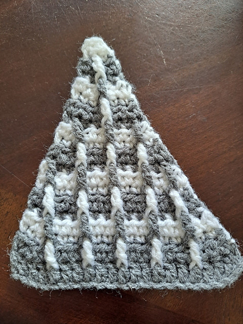 Ravelry: Le sapin éternelle pattern by Jessica Prévost