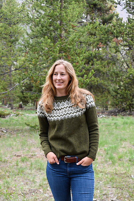 Ravelry: Snowy Pines pattern by Jessica McDonald