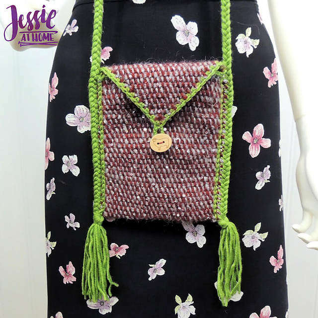 Ravelry: Quick Little Tunisian Bag pattern by Jessie Rayot