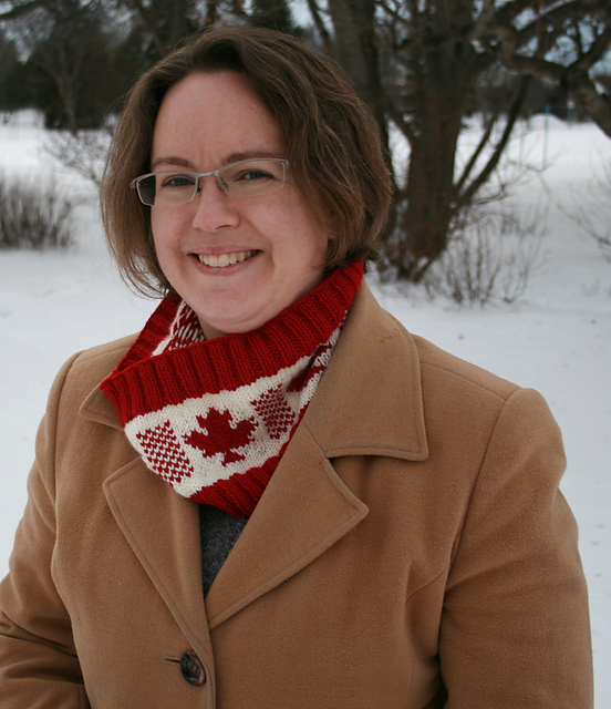 Ravelry: Canucklehead Cowl pattern by Jessie McKitrick
