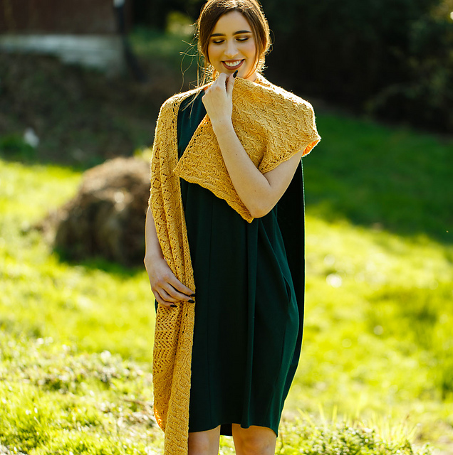 Ravelry: Somerset Stole pattern by Jill Wolcott