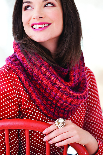 Ravelry: Spiral Rib Cowl pattern by Ann Norling