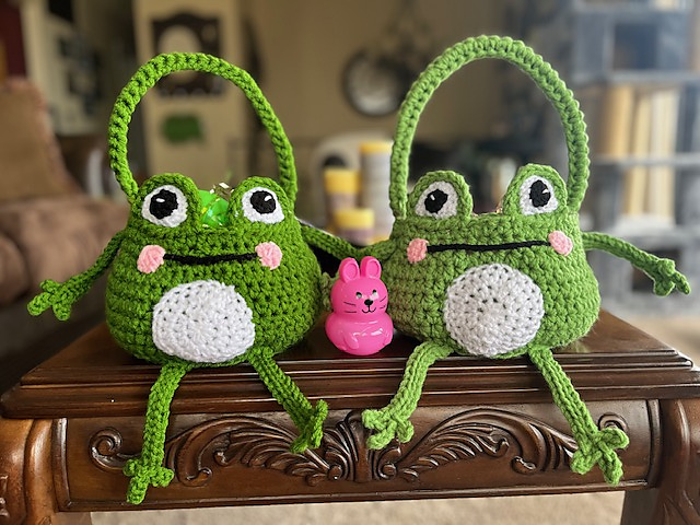 Ravelry: Easter Froggy Baskets pattern by Jamie Lynn