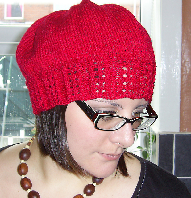 Ravelry: Poppy Slouchy Hat pattern by FibreAndThreads