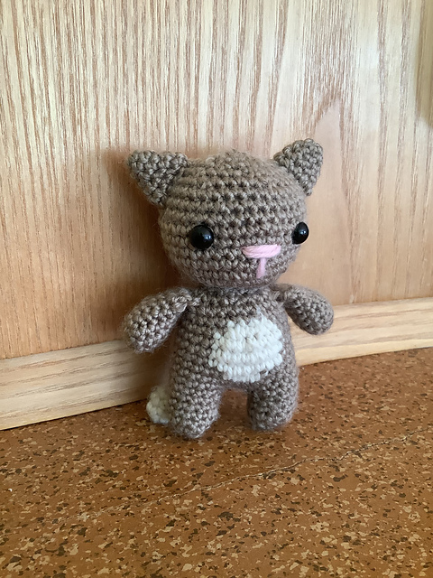 Ravelry: Low Sew Kitty Cat pattern by Jo Cupcake