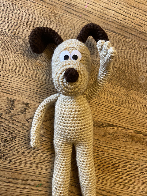 Ravelry: Inventor's Dog: Gromit pattern by Joanna C Lilly