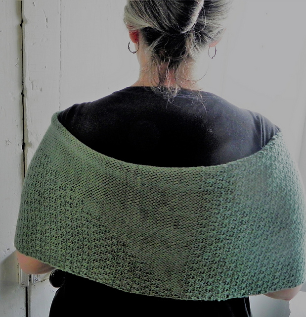 Ravelry: Fissure pattern by Joanne Seiff
