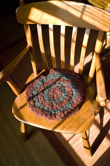 Ravelry: Sit Upon: A Crocheted Wool Roving Seat Pad pattern by Joanne Seiff