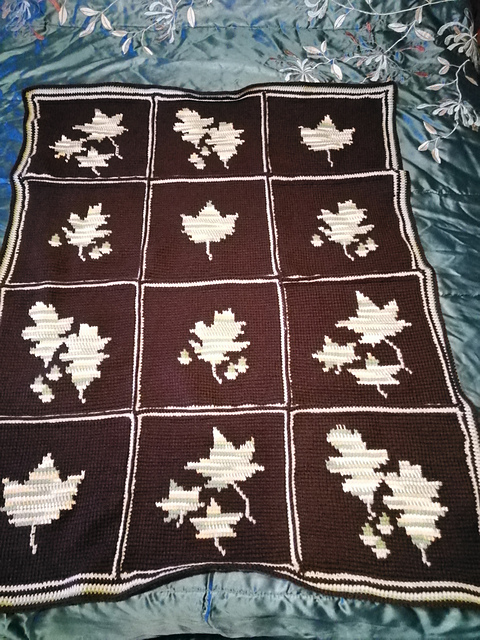 Ravelry: Autumn Leaves Afghan pattern by Dorothy Warrell