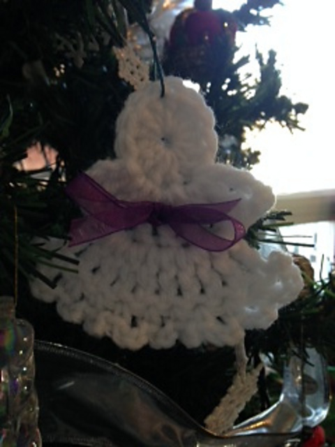 Ravelry: Memory Angel Ornament pattern by Julia Lengyell