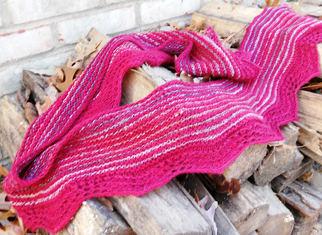Ravelry: Poppy pattern by Jolene Mosley