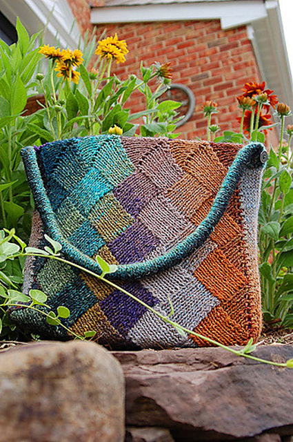 Ravelry: Sarah pattern by Jolene Mosley