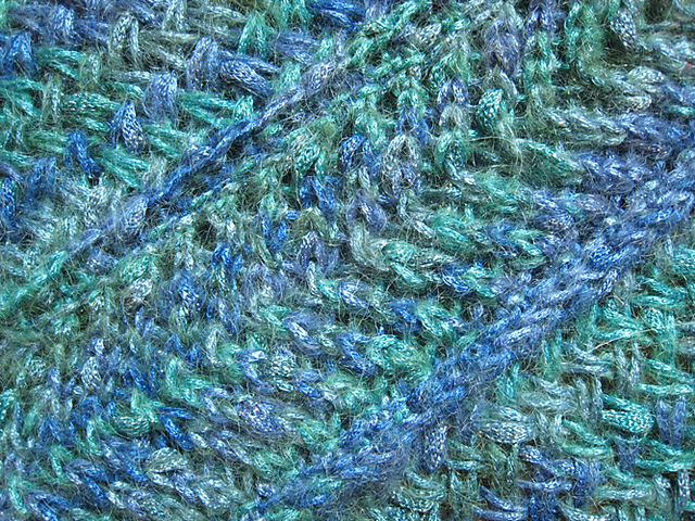 Ravelry: Albedo pattern by Jolie Elder