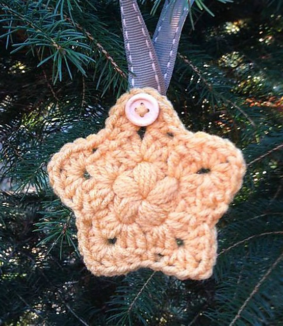 Ravelry: Holiday Puff Stitch Star pattern by Jonna Martinez