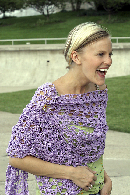 Ravelry: Shill Shell Shawl pattern by Josi Hannon Madera