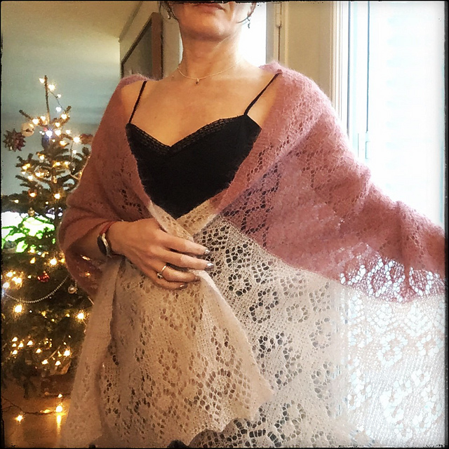 Ravelry: JoueuseDAiguilles' St. Ninian's Scarf